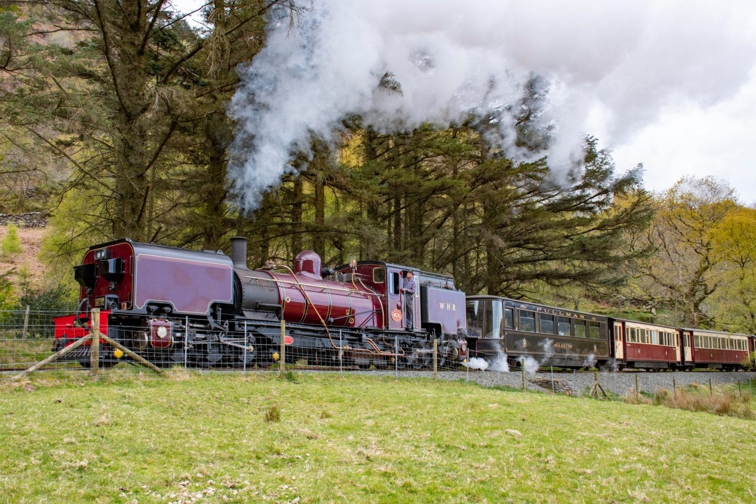 The Ultimate Guide to the Ffestiniog & Welsh Highland Railways