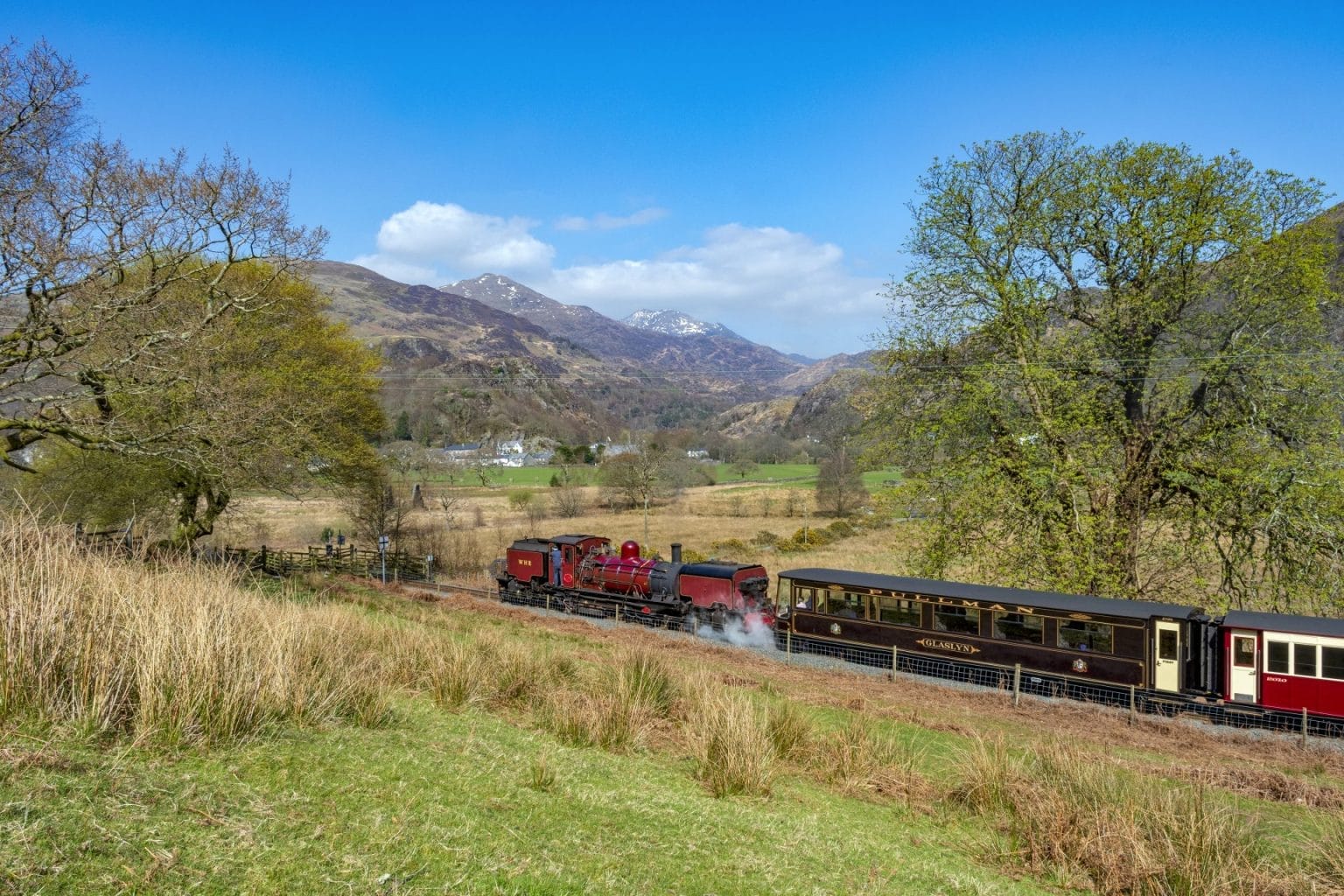 The Ultimate Guide to the Ffestiniog & Welsh Highland Railways